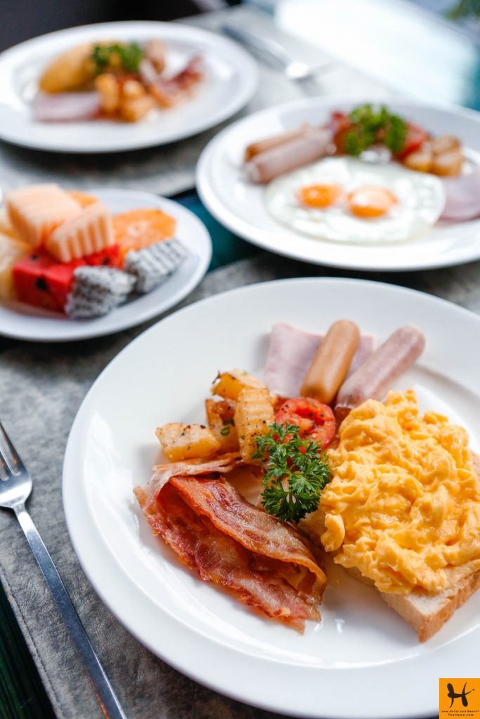 ต่อมาจะเป็น Egg Stations เมนูไข่ มีให้เลือกทั้งไข่ดาว ไข่กวน ไข่ม้วน ...