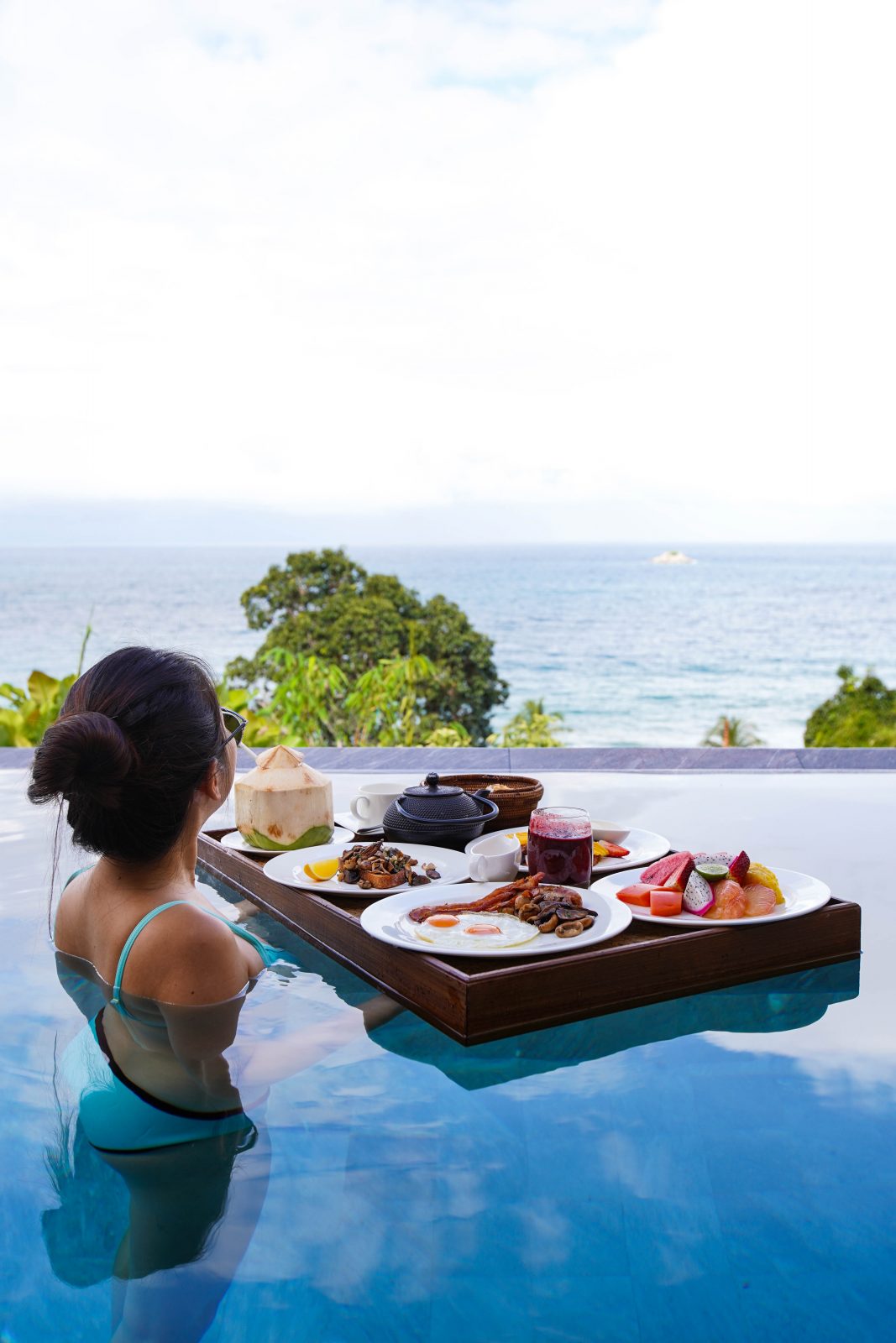 11 ที่พักสุดปังมี floating breakfast ทานมื้อเช้าเก๋ๆกับสระส่วนตัว