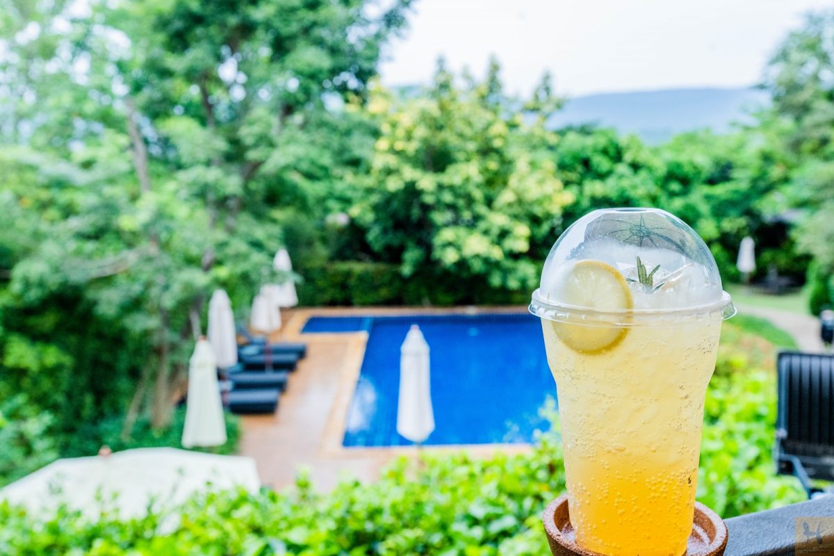 The “Kin Tiew Liew Khao” restaurant has many photo spots!