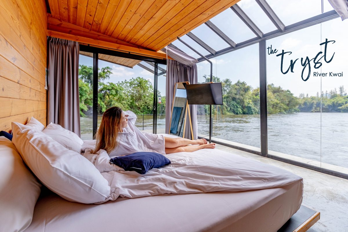 รีวิว The Tryst River Kwai แพพักสุดชิคริมแม่น้ำแคว กาญจนบุรี