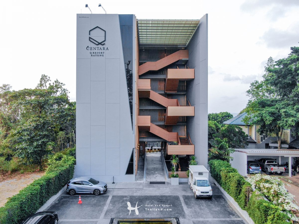 Go to Rayong, stay at Centara Q Rayong, and enjoy a beachfront lifestyle.