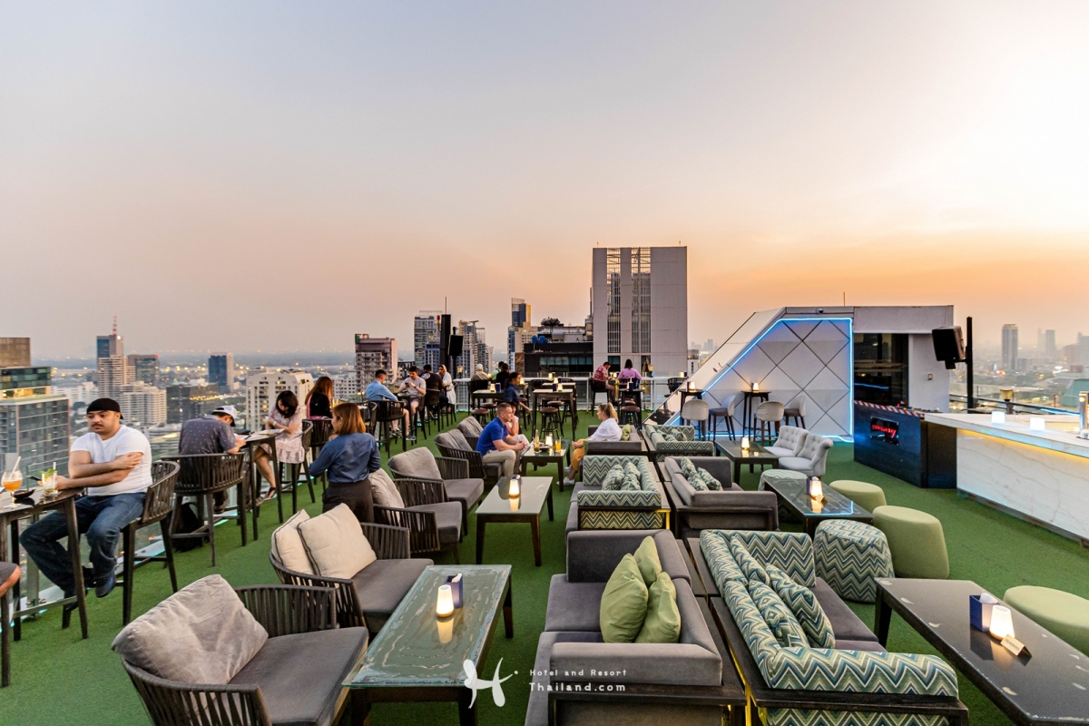 9 Best Romantic Rooftop Hotel in Bangkok